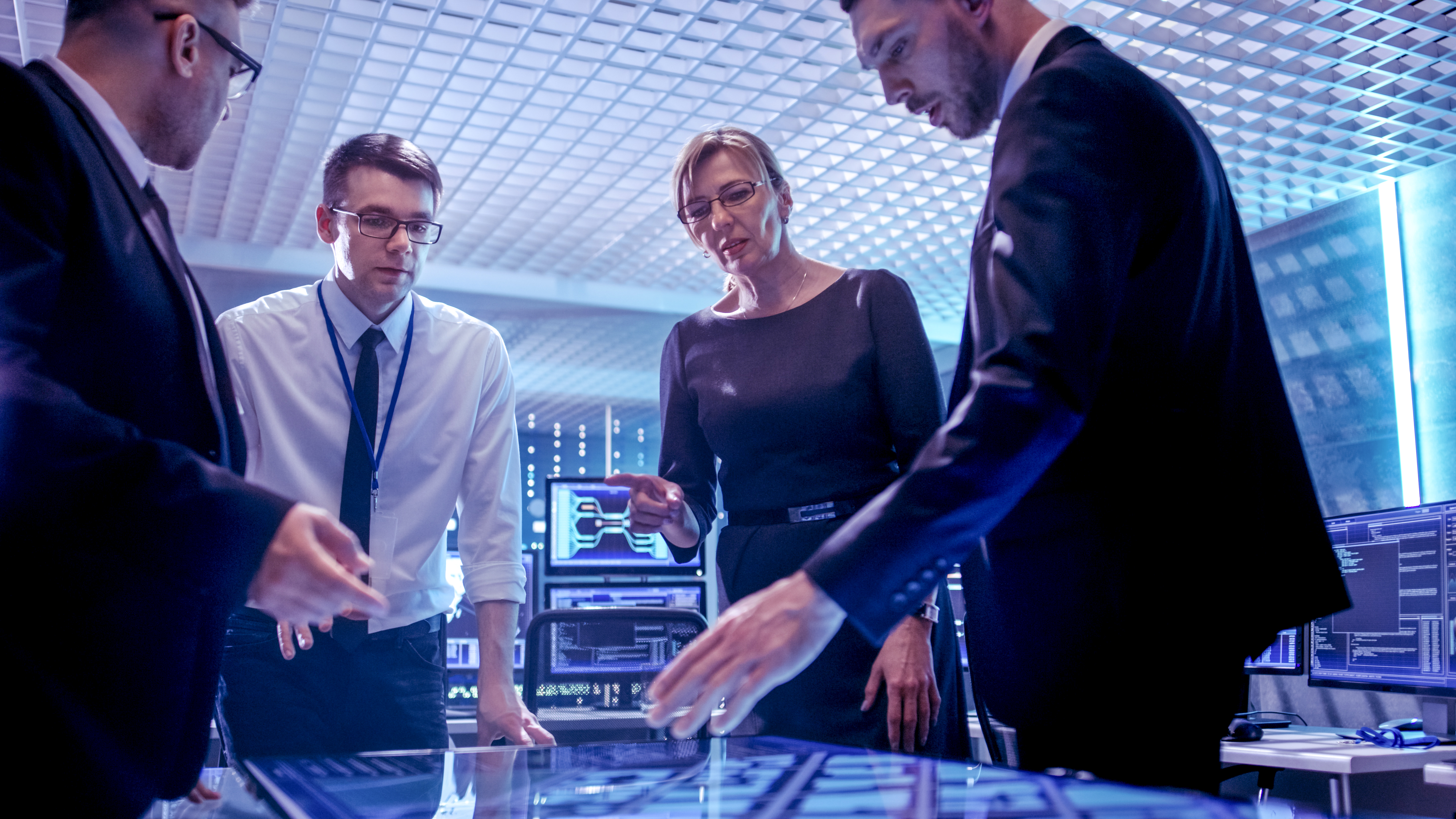 The data-driven foundation: Why real-time contextualized-insights are ...